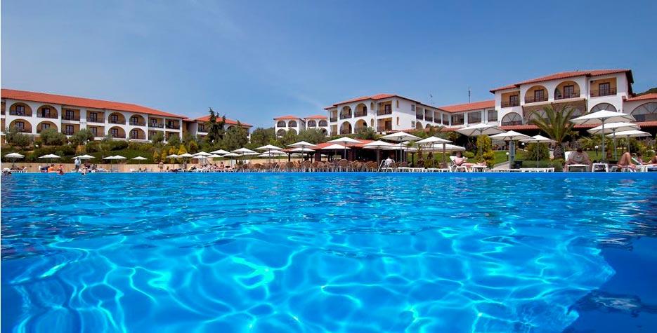 AKRATHOS BEACH HOTEL